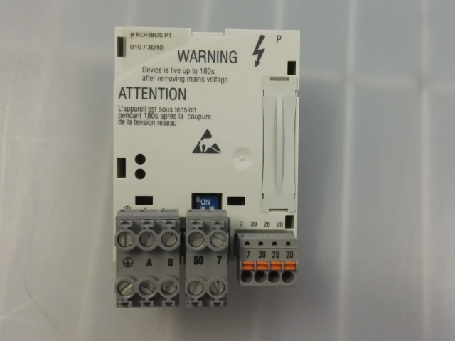 Profibus PT Lenze E82ZAFPC010 - Eltex Srl